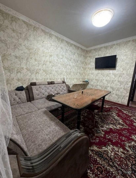 Продам Квартиру Ялангач 2в3/1/4.  50м2. Зеркалка