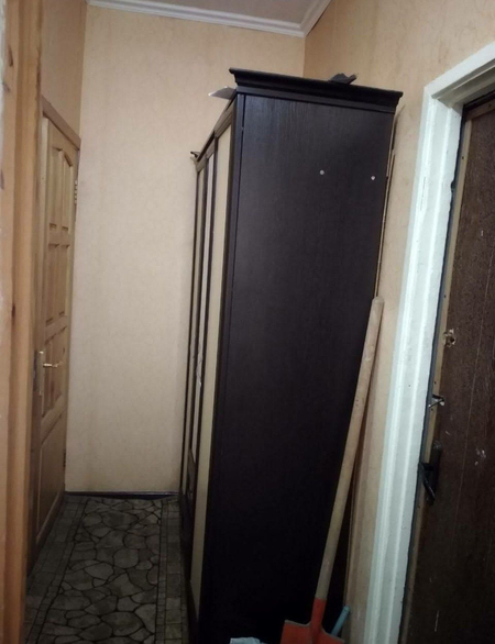 Срочно Продаётся Юнусобод 17-кв 1*2/5/5