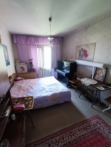 СРОЧНО ПРОДАЮ.4 х. Ком. Сергели 16. Чистая 6/9. Площадь 100 м2. 65000