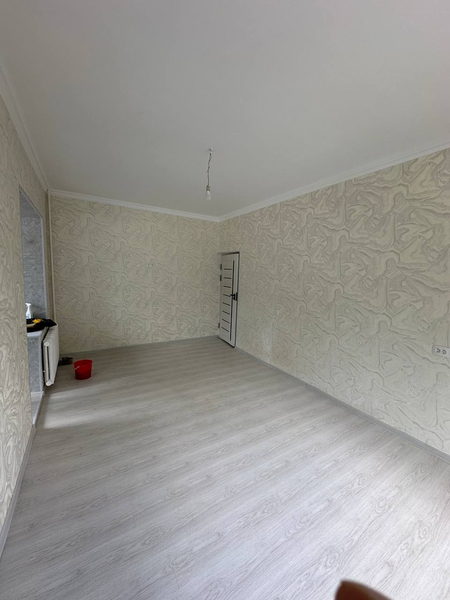 СРОЧНО Продается Кора Камиш Тансикбоев 2 1в2/1/5 43м2 Балкон 2×6 Евро