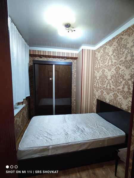 Вдоль дороги 1 комнатная 40м². Под коммерцию. Нежилой фонд