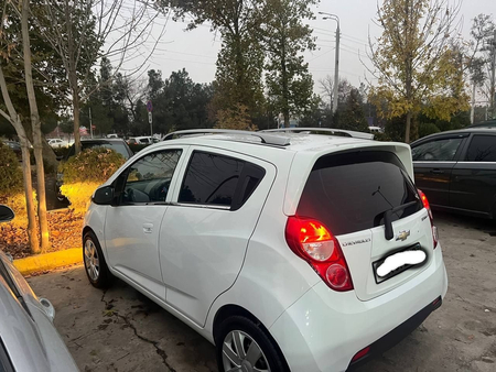 Spark 4 evro avtomat 2015yil