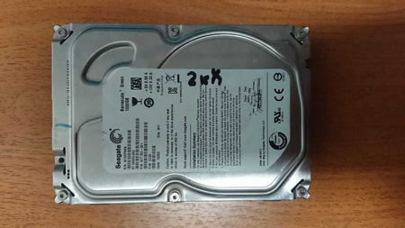 Продам свои жесткие диски Seagate 1ТБ и на 500GB. В хорошем состоянии.