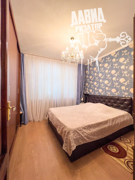 3/2/4 Буюк Ипак Йули,  71 школа , кирпич балкон 2х6