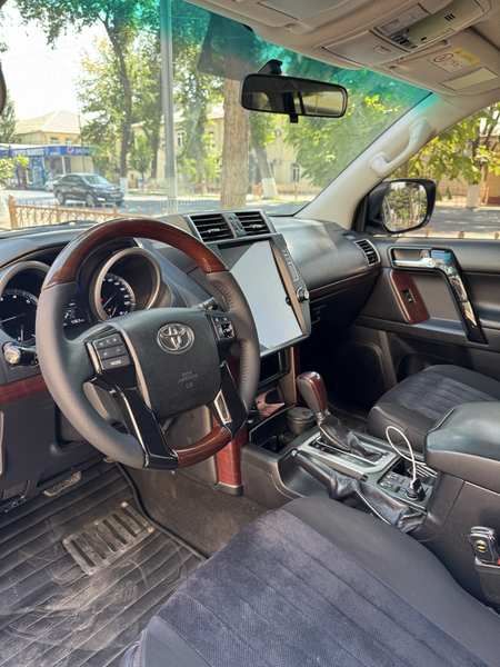 Tayota Prado 150 VX 2015