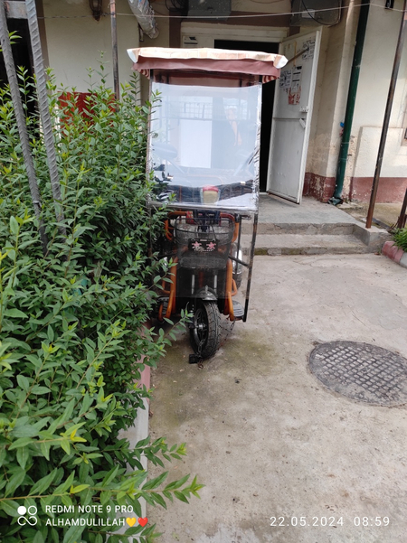 elektro skutir sotiladi