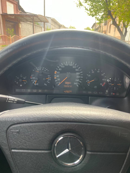 Mercedes Benz  S320