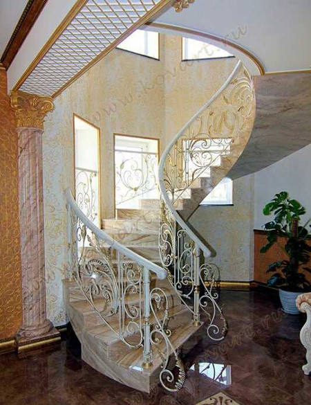 Лестницы кованые