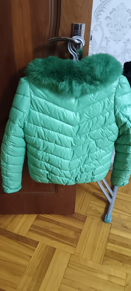 Продам куртку теплую
