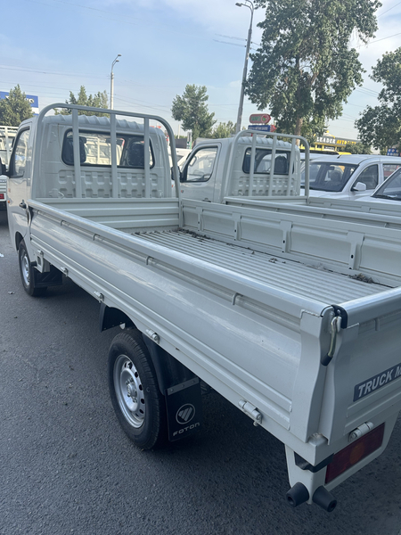 Бортовое автомобиль Foton Gratour TM3