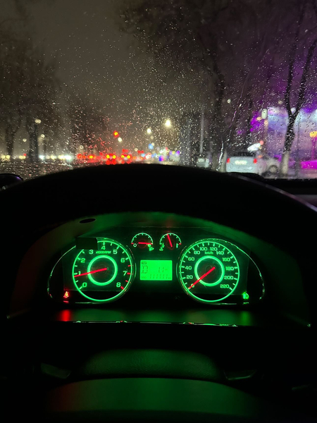 Gentra qora. 2021 yil. Красками тозза