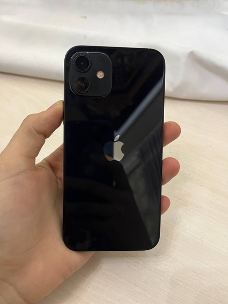 iphone 12 yomkost 81 LLA 64 mb