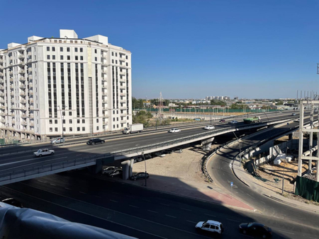 Yakkasaroy City Mall. 75м2.