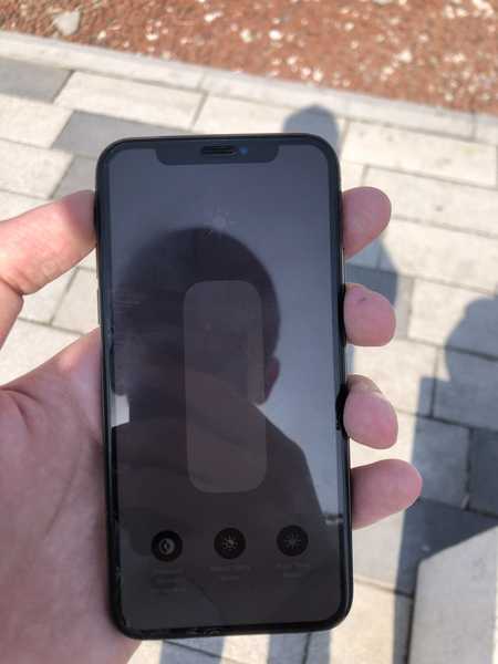 Iphone xs 64 gb lla black srochna sotiladi!
