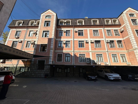 Аренда под офис 2-этаж 130кв.м ор: БЦ Sahara