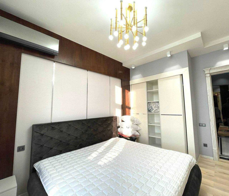 Сдается 3 комнатная квартира на Ц-7 120 м.кв