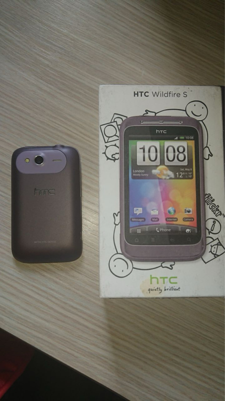 HTC Wildfire S..