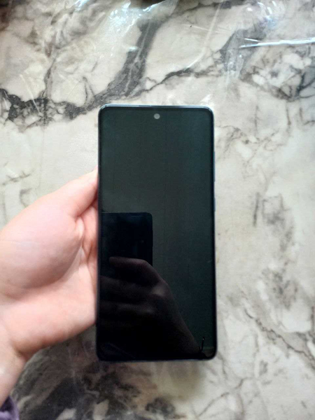 Samsung A72 sotiladi.