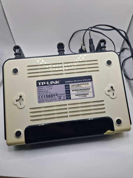 TP Link 300Mbps Wi-Fi Router (TL-WR940N)