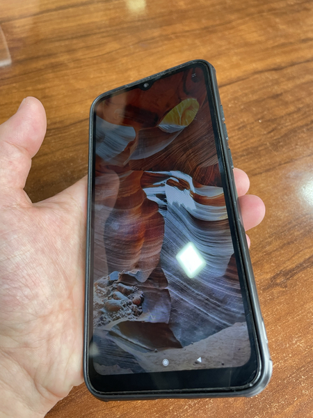 Xiaomi Redmi 9c srochno sotiladi