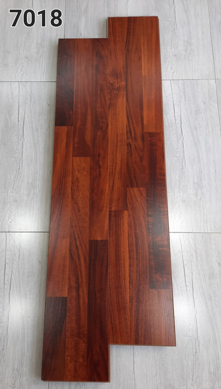 Laminant pol qoplamalari