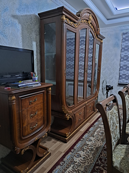 XITTOY MEBEL sotiladi srochna
