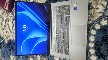 Hp envy laptop 17cr-1087nr