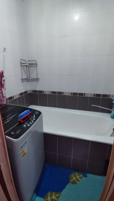 Продается Своя 1*2/5/5 в доль дороги, 8 квартал.