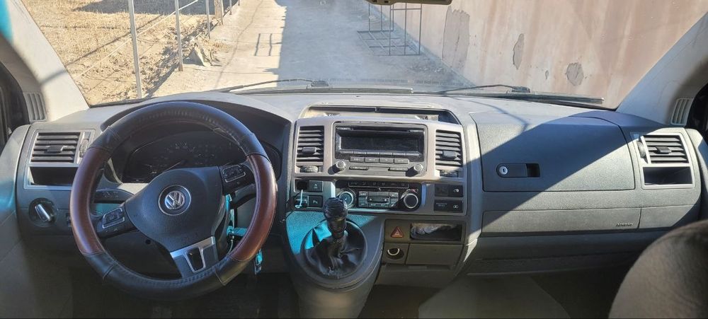 Volkswagen T5 минивэн