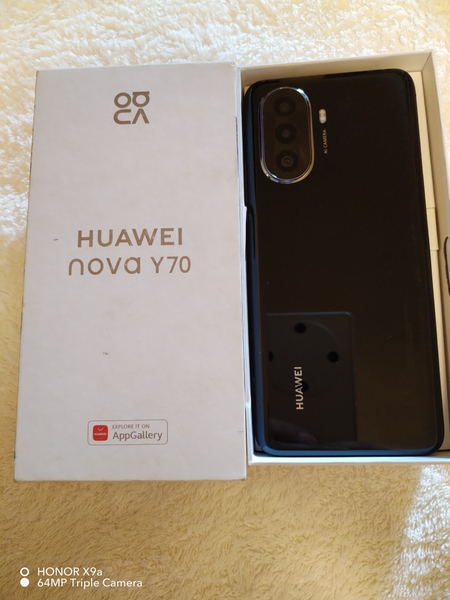 Huawei nova Y70  4/64 GB IDEAL