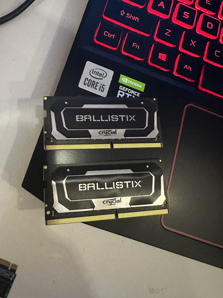 Crucial Ballistix DDR4 16gb 3200 Soddim