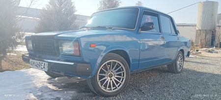 Jiguli vaz 2107.