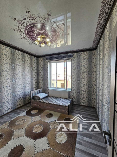 3 xonali 75m² 4-qavat sotiladi.