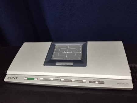 Пульт Sony RM-SFLX9 в отличном состоянии.