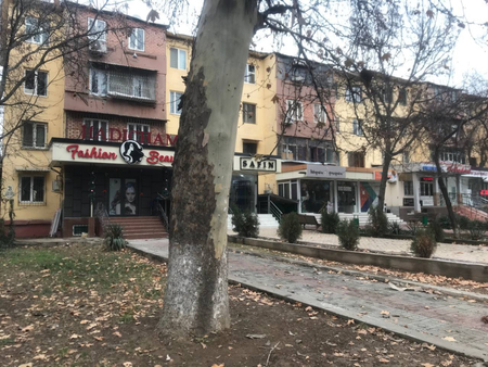 Продажа под коммерций.  Продаётся 2 комнатная квартира