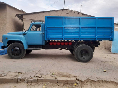 Gaz 53 Юк машина сотилади