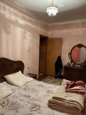 Квартира на Башлык 1*2/2/5 не торец ,ремонт хороший