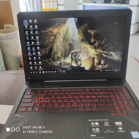Ноутбук Asus fx504