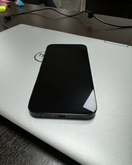 IPhone 12 pro черный