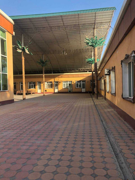Продается готовый бизнес комплекс на международной трассе в г. Ангрен.