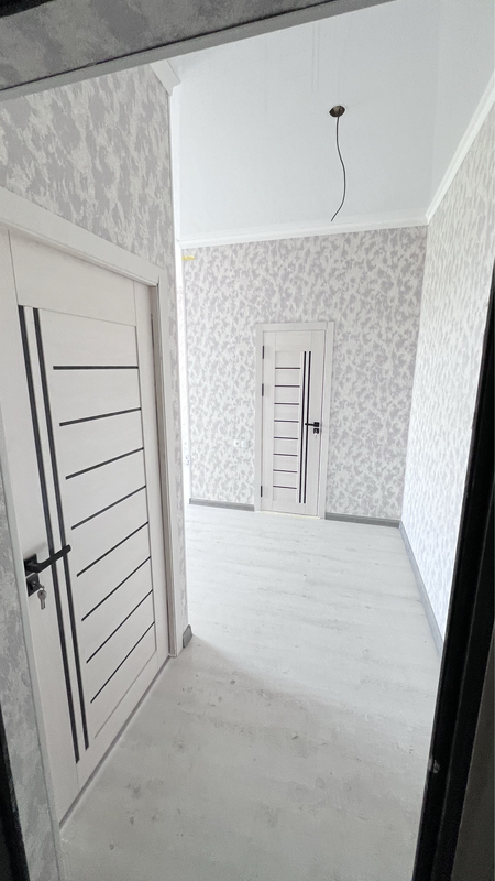 Продаю Квартиру в гор Янгиюль, 2х ком студия