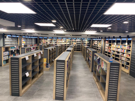 Торговые витрины для магазинов, бутиков, аптек…