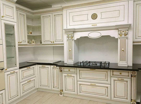 Классическая кухонная мебель на заказ от производителя