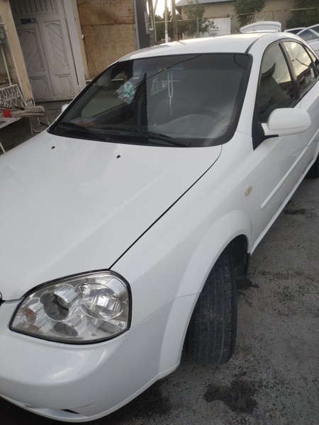 Lasetti1.8 gazi bor