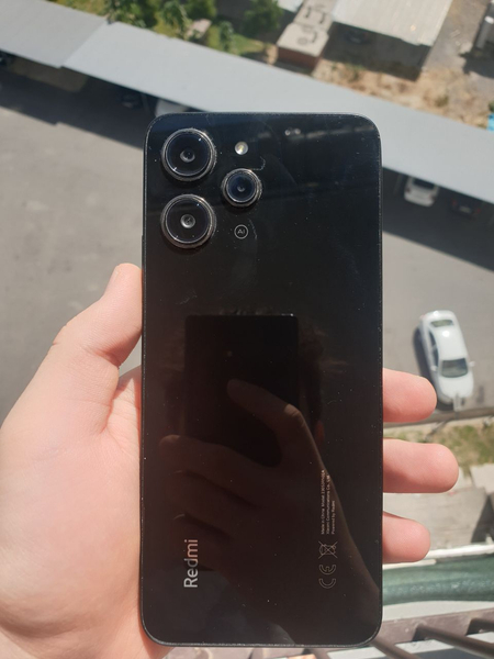 Redmi 12  6/128 garantiya