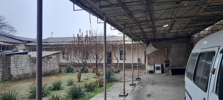 Uy hovli 6.5 sotik