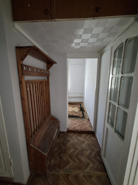 Fargona shaharda 2 xona qilingan uy sotiladi. 19300$
