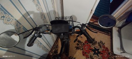 Velik scuter jagdayi jaqsi