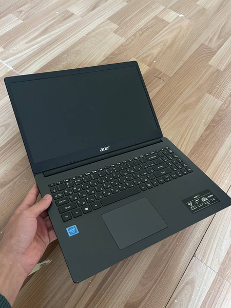 Acer 4020 holati yaxshi srochni sotiladi