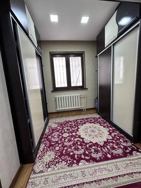 Продаётся 3/7/9 на Карасу-6